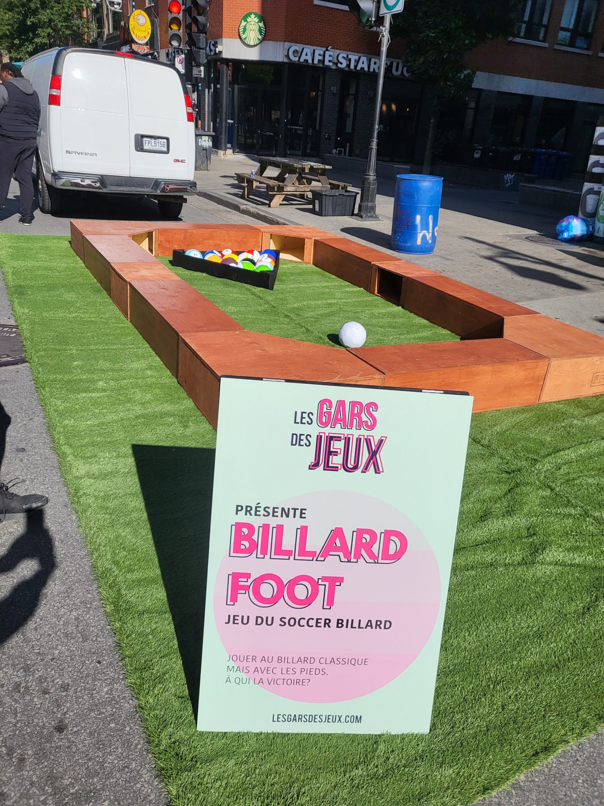 Giant Foot Billiards - Location de jeux géants Les gars des jeux