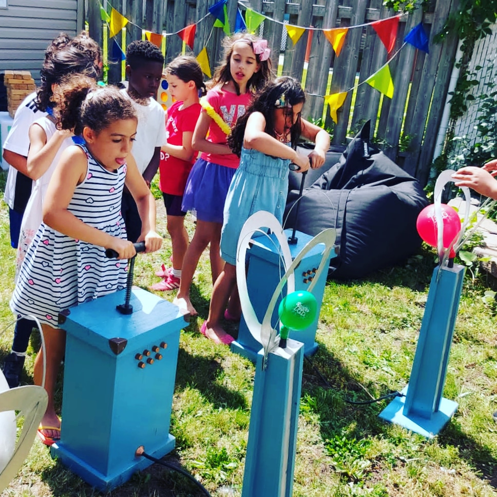 Tombe à l'eau - Location de jeux géants Les gars des jeux